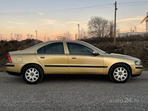 Dzeltens Volvo S60 2001 Tallina, ar dzinēja tilpumu 2.40 L un nobraukumu 295 tūkst. km par 1690 €, foto 6 vietnē AUTOMOTO.COM.LV