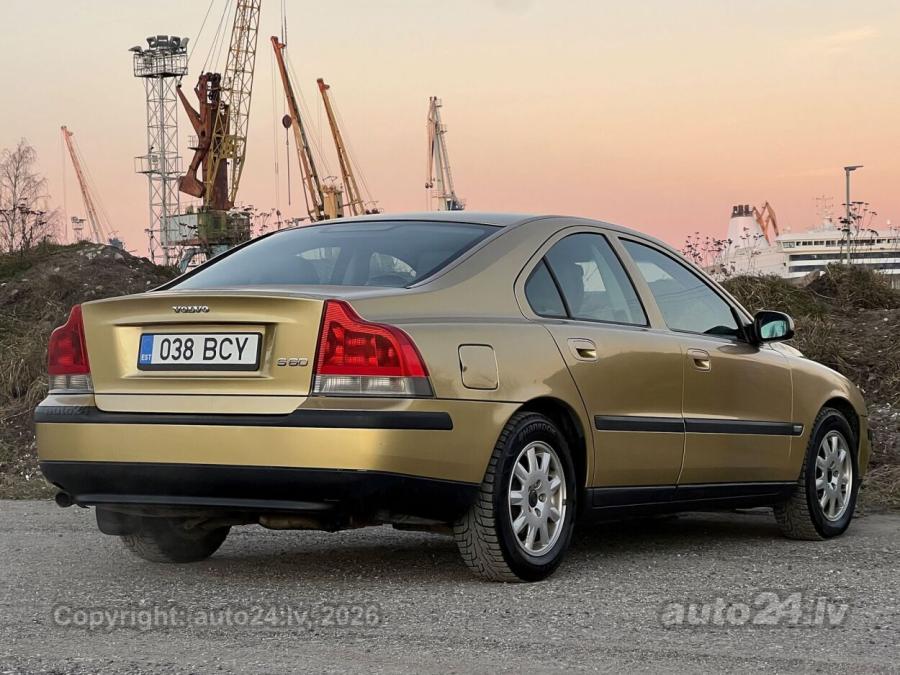 Dzeltens Volvo S60 2001 Tallina, ar dzinēja tilpumu 2.40 L un nobraukumu 295 tūkst. km par 1690 €, foto 8 vietnē AUTOMOTO.COM.LV