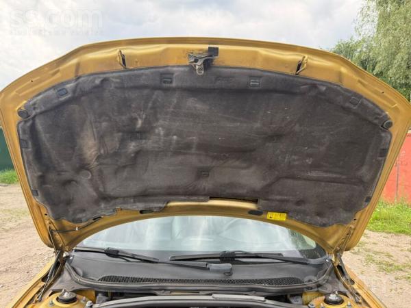 Dzeltens Volvo S60 2002 Rīga, ar dzinēja tilpumu 2.40 L un nobraukumu 409 tūkst. km par 1500 €, foto 5 vietnē AUTOMOTO.COM.LV