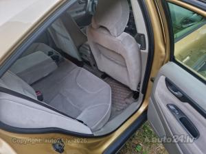 Желтый Вольво С60 2002 в Таллин, объемом двигателя 2.40 л и пробегом 288 тыс. км за 1600 €, фото 15 на AUTOMOTO.COM.LV