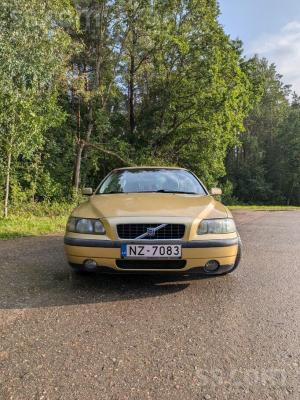 Dzeltens Volvo S60 2004 Jēkabpils, ar dzinēja tilpumu 2.40 L un nobraukumu 373 tūkst. km par 1200 €, foto 8 vietnē AUTOMOTO.COM.LV