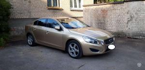 Dzeltens Volvo S60 2011 Klaipėda, ar dzinēja tilpumu 1.60 L un nobraukumu 232 tūkst. km par 3000 €, foto 5 vietnē AUTOMOTO.COM.LV