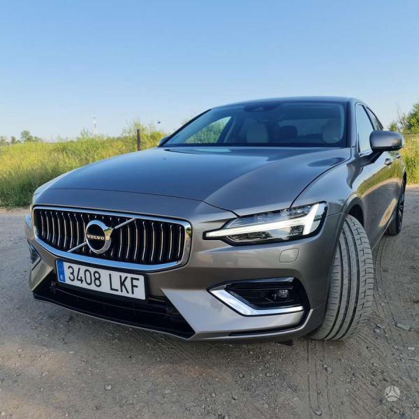 Dzeltens Volvo S60 2020 Tauragė, ar dzinēja tilpumu 1.97 L un nobraukumu 128 tūkst. km par 20500 €, foto 2 vietnē AUTOMOTO.COM.LV