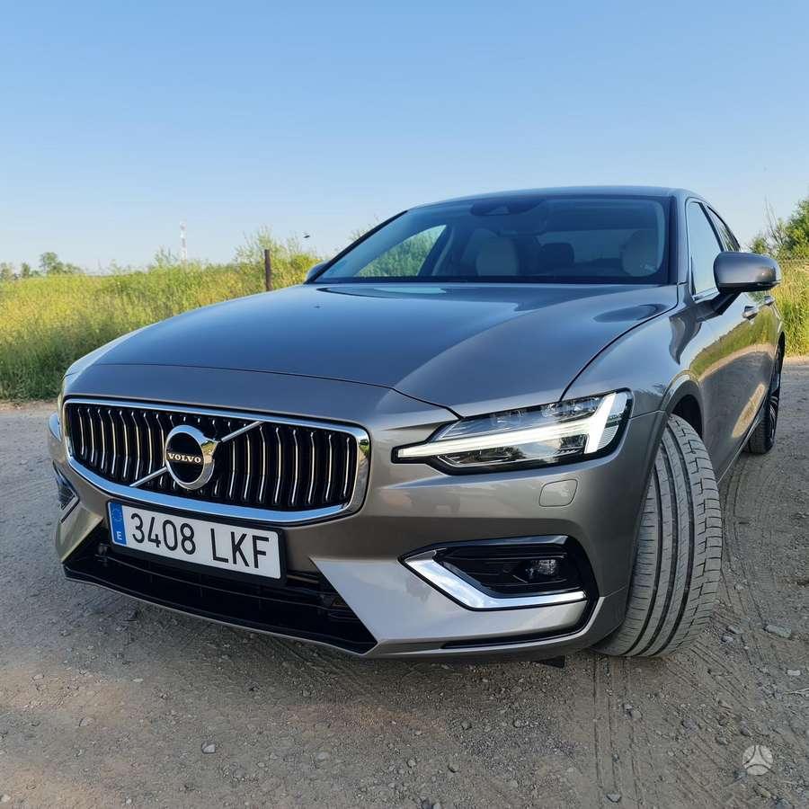 Yellow Volvo S60 2020 in Taurage, with an engine capacity of 1.97 L and mileage of 128 thousand km for 20500 €, photo 3 on AUTOMOTO.COM.LV