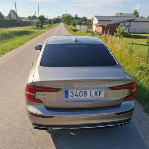 Yellow Volvo S60 2020 in Taurage, with an engine capacity of 1.97 L and mileage of 128 thousand km for 20500 €, photo 15 on AUTOMOTO.COM.LV