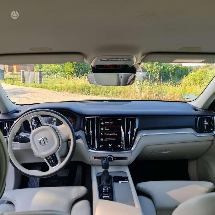 Yellow Volvo S60 2020 in Taurage, with an engine capacity of 1.97 L and mileage of 128 thousand km for 20500 €, photo 21 on AUTOMOTO.COM.LV
