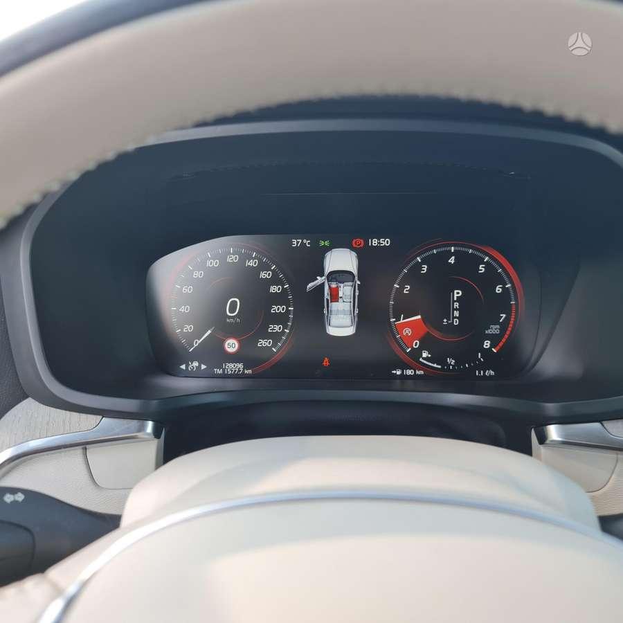 Yellow Volvo S60 2020 in Taurage, with an engine capacity of 1.97 L and mileage of 128 thousand km for 20500 €, photo 22 on AUTOMOTO.COM.LV