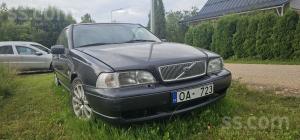 Melns Volvo S70 1997 Madona, ar dzinēja tilpumu 2.30 L un nobraukumu 319 tūkst. km par 550 €, foto  vietnē AUTOMOTO.COM.LV