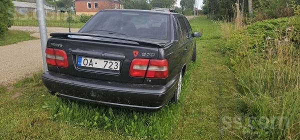Melns Volvo S70 1997 Madona, ar dzinēja tilpumu 2.30 L un nobraukumu 319 tūkst. km par 550 €, foto 5 vietnē AUTOMOTO.COM.LV