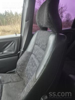 Melns Volvo S70 1998 Daugavpils, ar dzinēja tilpumu 2.50 L un nobraukumu 385 tūkst. km par 1150 €, foto 7 vietnē AUTOMOTO.COM.LV