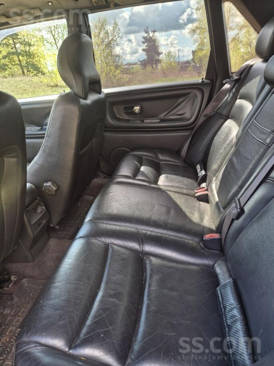 Zils Volvo S70 1997 Daugavpils, ar dzinēja tilpumu 2.50 L un nobraukumu 0 tūkst. km par 3900 €, foto 4 vietnē AUTOMOTO.COM.LV