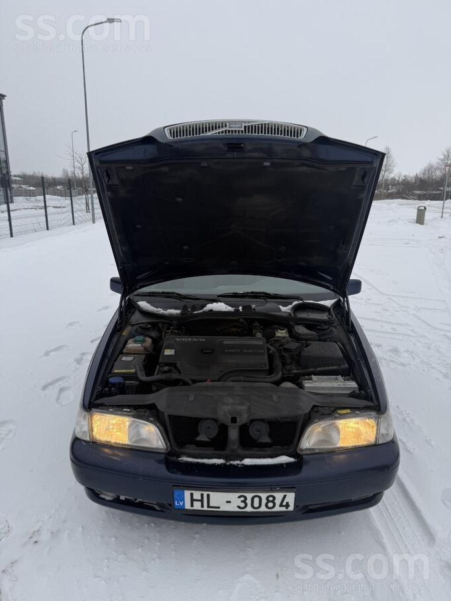 Zils Volvo S70 1997 Ventspils, ar dzinēja tilpumu 2.50 L un nobraukumu 282 tūkst. km par 1500 €, foto 10 vietnē AUTOMOTO.COM.LV
