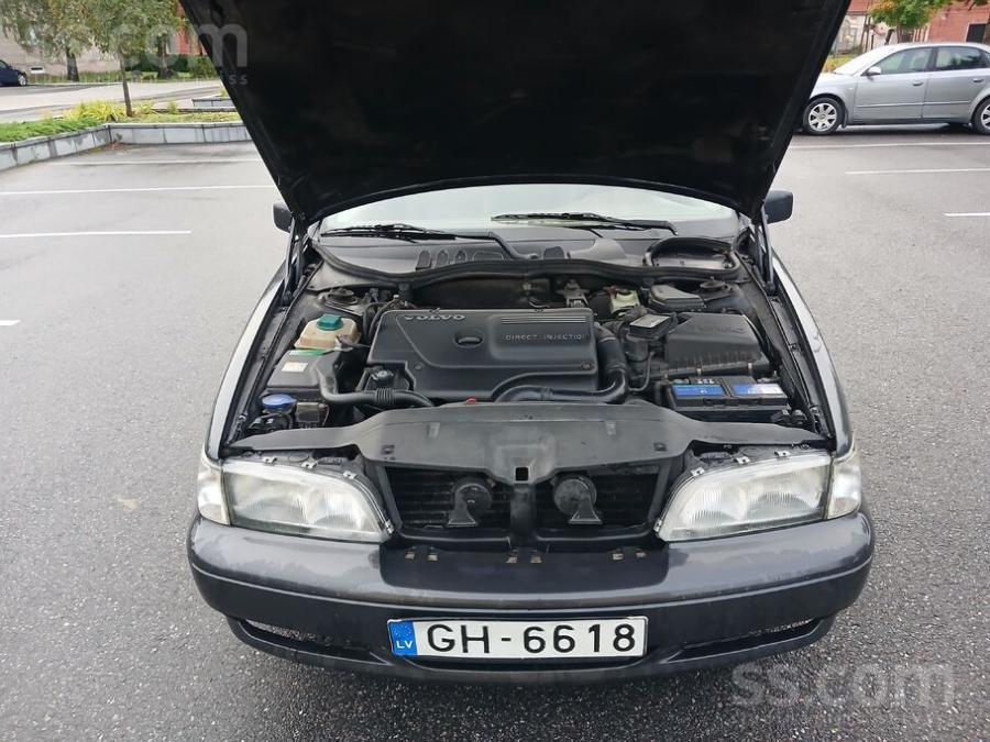 Zils Volvo S70 1997 Valka, ar dzinēja tilpumu 2.50 L un nobraukumu 396 tūkst. km par 1200 €, foto 10 vietnē AUTOMOTO.COM.LV