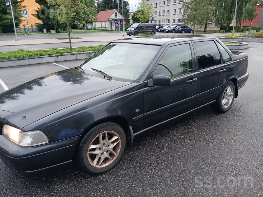 Zils Volvo S70 1997 Valka, ar dzinēja tilpumu 2.50 L un nobraukumu 396 tūkst. km par 1200 €, foto 14 vietnē AUTOMOTO.COM.LV