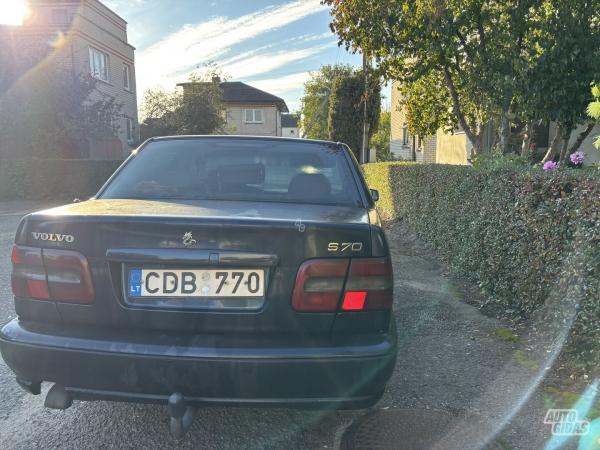 Blue Volvo S70 1997 in Marijampole, with an engine capacity of 2.50 L and mileage of 400 thousand km for 999 €, photo 4 on AUTOMOTO.COM.LV