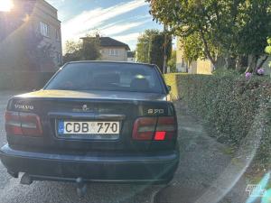 Blue Volvo S70 1997 in Marijampole, with an engine capacity of 2.50 L and mileage of 400 thousand km for 999 €, photo 4 on AUTOMOTO.COM.LV