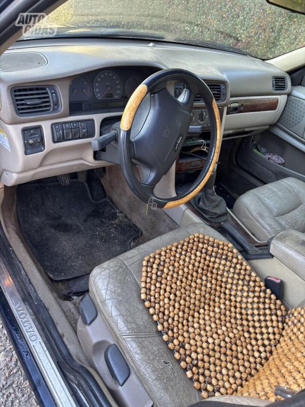 Blue Volvo S70 1997 in Marijampole, with an engine capacity of 2.50 L and mileage of 400 thousand km for 999 €, photo 7 on AUTOMOTO.COM.LV