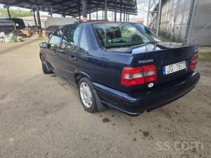 Blue Volvo S70 2000 in Riga, with an engine capacity of 2.40 L and mileage of 426 thousand km for 1450 €, photo 5 on AUTOMOTO.COM.LV