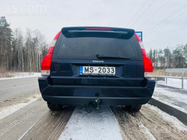 Синий Вольво С70 2006 в Рига, объемом двигателя 2.40 л и пробегом 317 тыс. км за 2750 €, фото 1 на AUTOMOTO.COM.LV