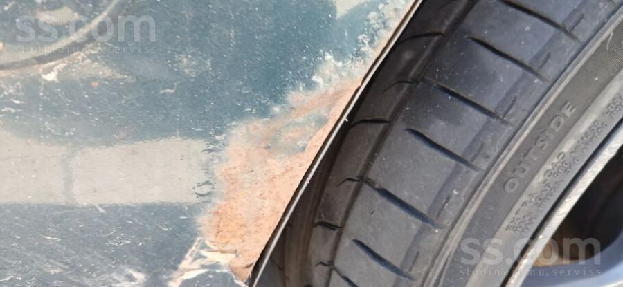 Zaļš Volvo S70 1997 Rīga, ar dzinēja tilpumu 2.40 L un nobraukumu 372 tūkst. km par 1000 €, foto 9 vietnē AUTOMOTO.COM.LV