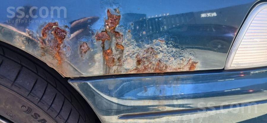 Zaļš Volvo S70 1997 Rīga, ar dzinēja tilpumu 2.40 L un nobraukumu 372 tūkst. km par 1000 €, foto 10 vietnē AUTOMOTO.COM.LV