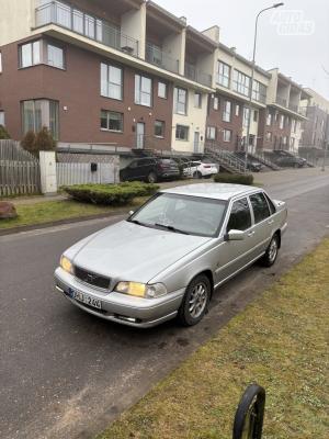 Grey Volvo S70 1997 in Vilnius, with an engine capacity of 2.50 L and mileage of 450 thousand km for 799 €, photo 2 on AUTOMOTO.COM.LV