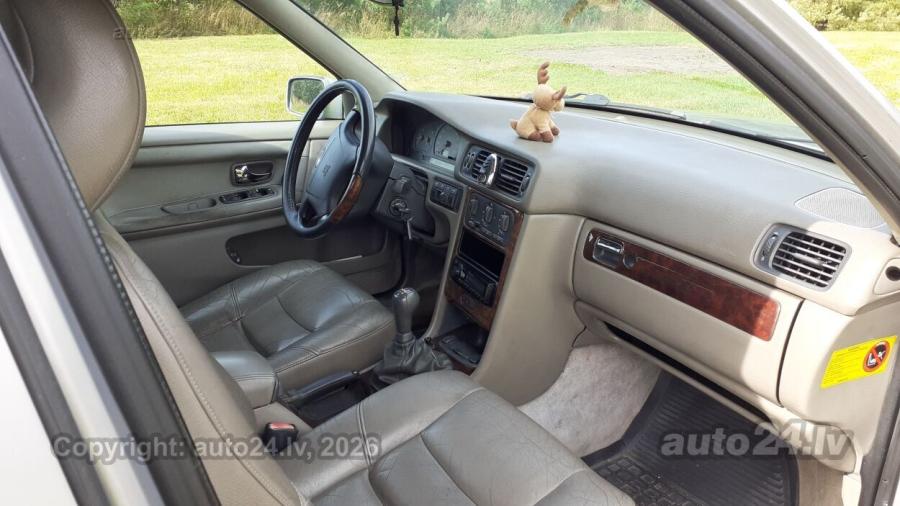 Pelēks Volvo S70 1997 Kuresāre, ar dzinēja tilpumu 2.50 L un nobraukumu 328 tūkst. km par 400 €, foto 9 vietnē AUTOMOTO.COM.LV
