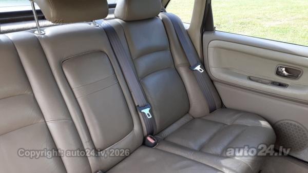 Grey Volvo S70 1997 in Kuressaare, with an engine capacity of 2.50 L and mileage of 328 thousand km for 400 €, photo 10 on AUTOMOTO.COM.LV