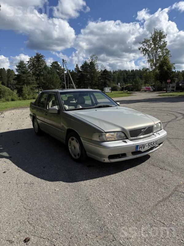 Вольво С70 1998 в Цесис на AUTOMOTO.COM.LV Серый Вольво С70 1998 в Цесис, объемом двигателя 2.50 л и пробегом 345 тыс. км за 1700 €, фото 1 на AUTOMOTO.COM.LV
