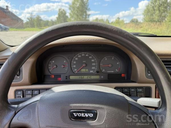 Вольво С70 1998 в Цесис на AUTOMOTO.COM.LV Серый Вольво С70 1998 в Цесис, объемом двигателя 2.50 л и пробегом 345 тыс. км за 1700 €, фото 7 на AUTOMOTO.COM.LV
