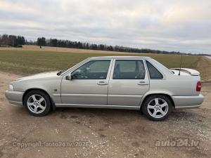 Pelēks Volvo S70 2000 Tallina, ar dzinēja tilpumu 2.50 L un nobraukumu 0 tūkst. km par 2500 €, foto 6 vietnē AUTOMOTO.COM.LV
