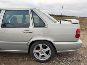 Pelēks Volvo S70 2000 Tallina, ar dzinēja tilpumu 2.50 L un nobraukumu 0 tūkst. km par 2500 €, foto 11 vietnē AUTOMOTO.COM.LV
