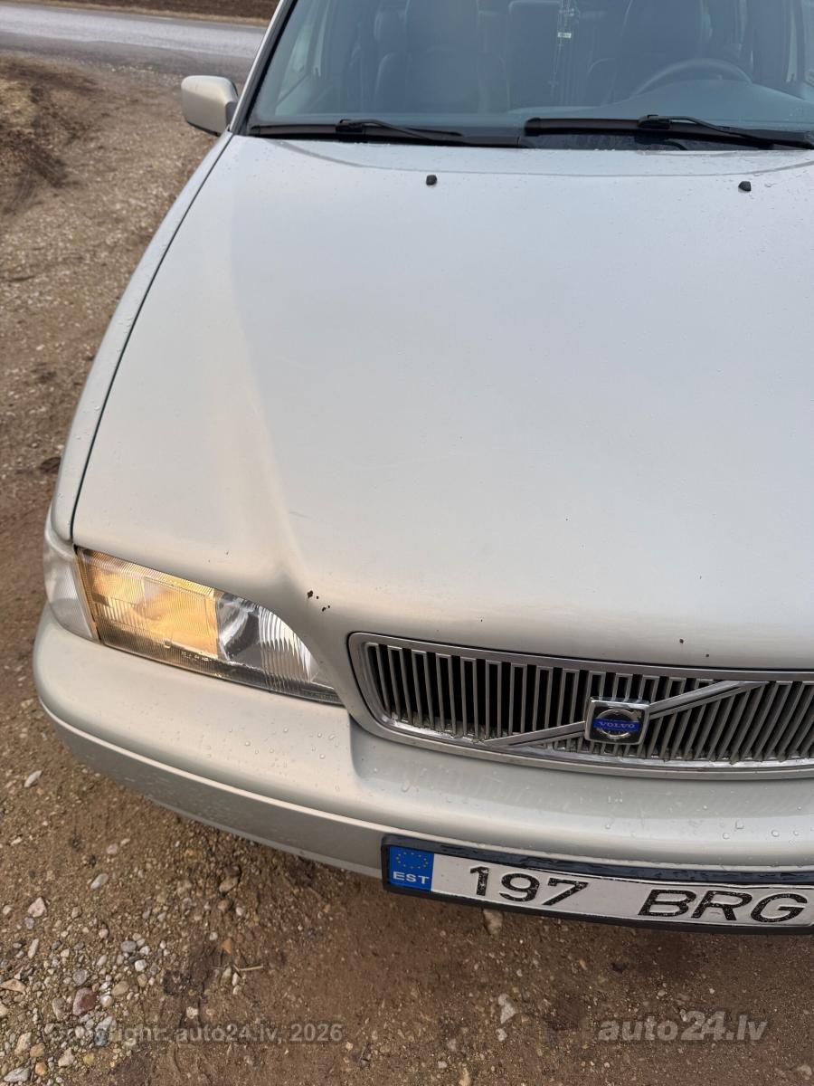 Pelēks Volvo S70 2000 Tallina, ar dzinēja tilpumu 2.50 L un nobraukumu 0 tūkst. km par 2500 €, foto 12 vietnē AUTOMOTO.COM.LV