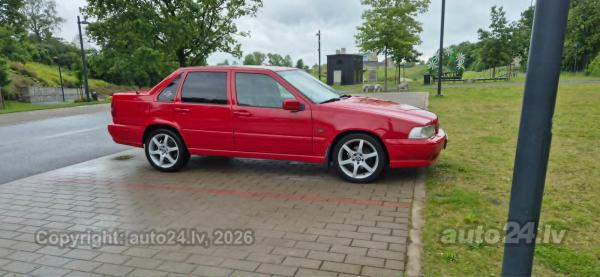 Red Volvo S70 1999 in Tallinn, with an engine capacity of 2.50 L and mileage of 730 thousand km for 3500 €, photo 4 on AUTOMOTO.COM.LV