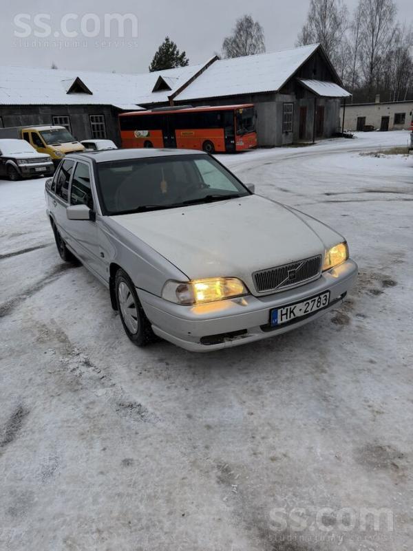 Volvo S70 1997 Preiļi, ar dzinēja tilpumu 2.50 L un nobraukumu 455 tūkst. km par 1000 €, foto 1 vietnē AUTOMOTO.COM.LV