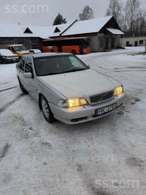 Volvo S70 1997 Preiļi, ar dzinēja tilpumu 2.50 L un nobraukumu 455 tūkst. km par 1000 €, foto  vietnē AUTOMOTO.COM.LV