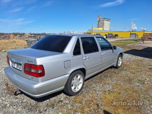 Volvo S70 1998 in Tallinn, with an engine capacity of 2.40 L and mileage of 0 thousand km for 700 €, photo 5 on AUTOMOTO.COM.LV