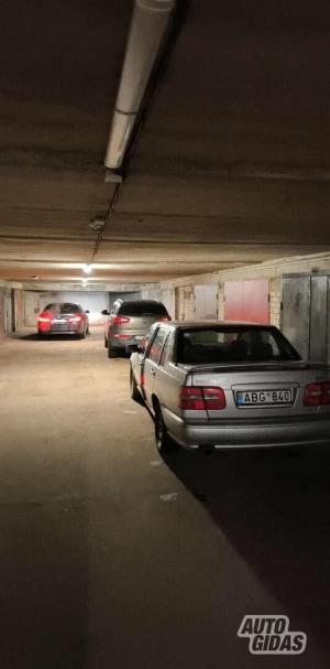 Volvo S70 1999 in Vilnius, with an engine capacity of 2.40 L and mileage of 340 thousand km for 600 €, photo 4 on AUTOMOTO.COM.LV