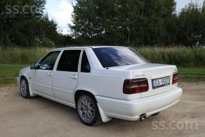 Белый Вольво С70 1997 в Рига, объемом двигателя 2.50 л и пробегом 383 тыс. км за 3900 €, фото 5 на AUTOMOTO.COM.LV
