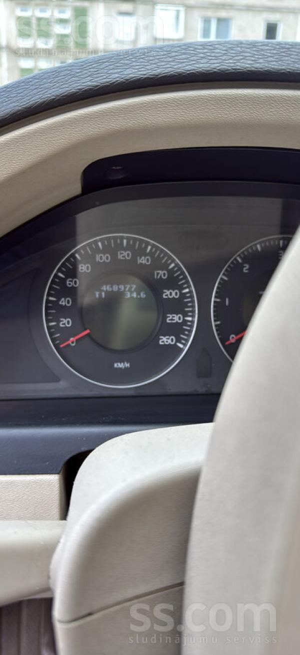 Melns Volvo S80 2008 Rīga, ar dzinēja tilpumu 2.40 L un nobraukumu 469 tūkst. km par 2000 €, foto 10 vietnē AUTOMOTO.COM.LV