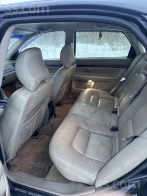 Black Volvo S80 1999 in Kuldiga, with an engine capacity of 2.40 L and mileage of 375 thousand km for 1050 €, photo 9 on AUTOMOTO.COM.LV