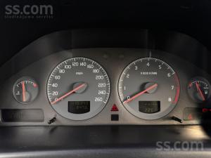 Melns Volvo S80 1999 Rīga, ar dzinēja tilpumu 2.40 L un nobraukumu 437 tūkst. km par 1300 €, foto 11 vietnē AUTOMOTO.COM.LV