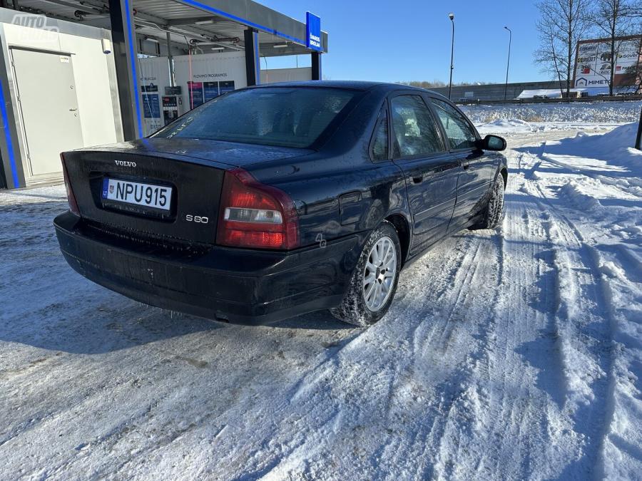 Melns Volvo S80 2000 Kauņa, ar dzinēja tilpumu 2.50 L un nobraukumu 458 tūkst. km par 1500 €, foto 2 vietnē AUTOMOTO.COM.LV