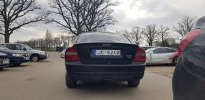 Черный Вольво С80 2000 в Валмиера, объемом двигателя 2.50 л и пробегом 229 тыс. км за 1200 €, фото 5 на AUTOMOTO.COM.LV