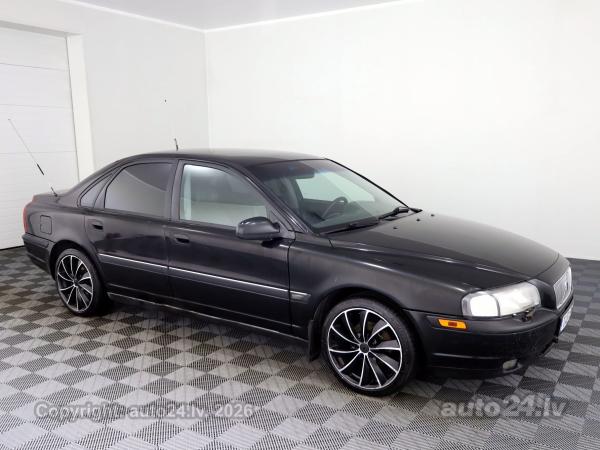 Melns Volvo S80 2000 Tallina, ar dzinēja tilpumu 2.50 L un nobraukumu 405 tūkst. km par 799 €, foto 1 vietnē AUTOMOTO.COM.LV