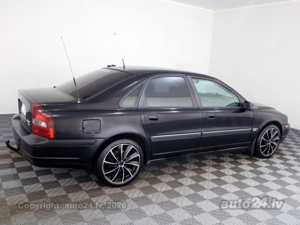 Melns Volvo S80 2000 Tallina, ar dzinēja tilpumu 2.50 L un nobraukumu 405 tūkst. km par 799 €, foto 3 vietnē AUTOMOTO.COM.LV