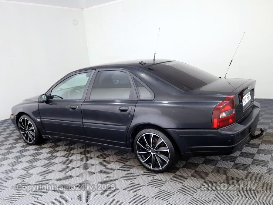 Melns Volvo S80 2000 Tallina, ar dzinēja tilpumu 2.50 L un nobraukumu 405 tūkst. km par 799 €, foto 5 vietnē AUTOMOTO.COM.LV
