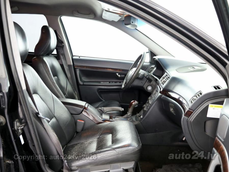 Melns Volvo S80 2000 Tallina, ar dzinēja tilpumu 2.50 L un nobraukumu 405 tūkst. km par 799 €, foto 7 vietnē AUTOMOTO.COM.LV