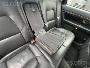 Black Volvo S80 2001 in Liepaja, with an engine capacity of 2.40 L and mileage of 308 thousand km for 1050 €, photo 12 on AUTOMOTO.COM.LV