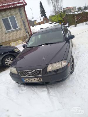 Black Volvo S80 2001 in Jurbarkas, with an engine capacity of 2.50 L and mileage of 300 thousand km for 770 €, photo  on AUTOMOTO.COM.LV